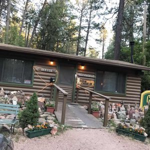 KOHL’S RANCH LODGE - 200 Photos & 129 Reviews - 202 S Kohl's Ranch ...