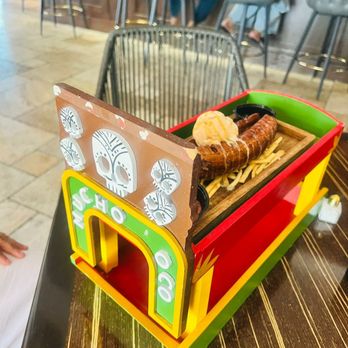 MUCHO LOCO MEXICAN CANTINA - Updated August 2024 - 763 Photos & 425 ...