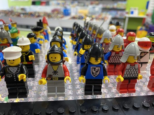 BRICKS & MINIFIGS - Updated January 2026 - 19 Photos & 10 Reviews ...