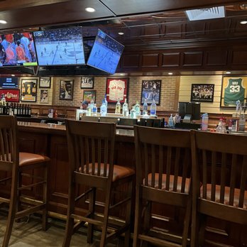 99 RESTAURANTS Updated February 2025 20 Photos 30 Reviews 21 Home Depot Dr Plymouth Massachusetts Pubs Restaurant Reviews Phone Number Yelp