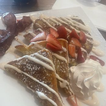 TOAST COFFEEHOUSE - Updated July 2024 - 716 Photos & 805 Reviews - 650 ...