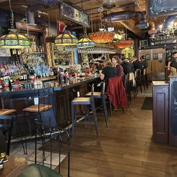 WHITE WOLF CAFE - Updated April 2025 - 1188 Photos & 950 Reviews - 1829 ...