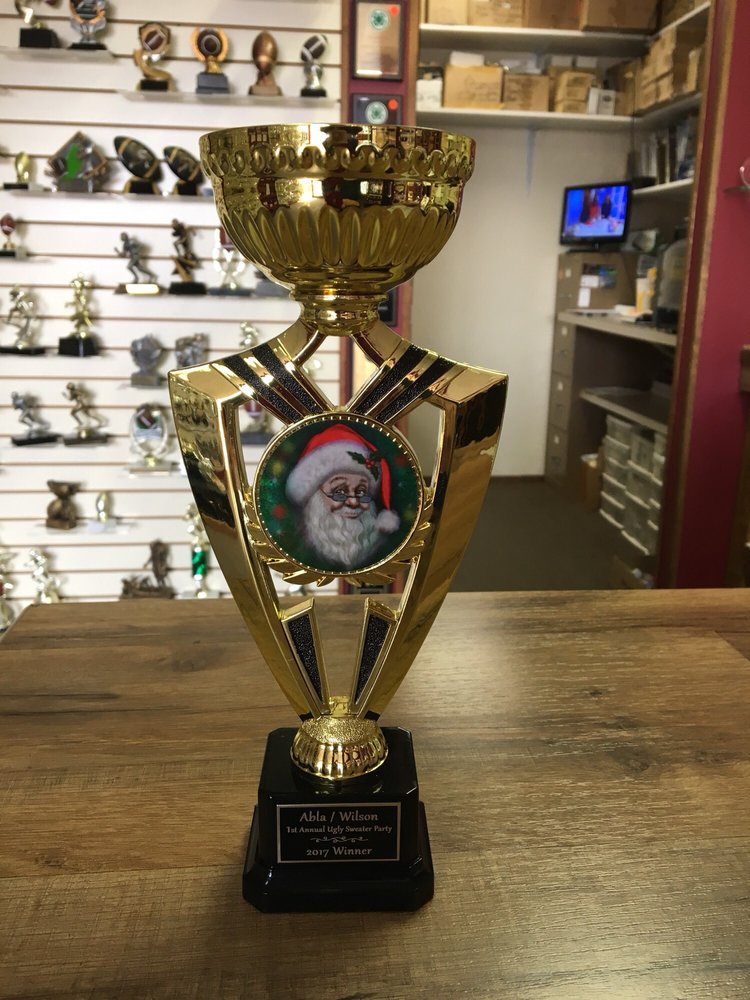 TROPHY SHACK - Updated July 2025 - 9910 Rosedale Hwy, Bakersfield ...