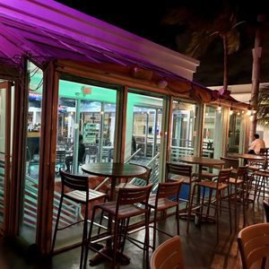 MAC’S CLUB DEUCE - Updated December 2024 - 226 Photos & 376 Reviews ...