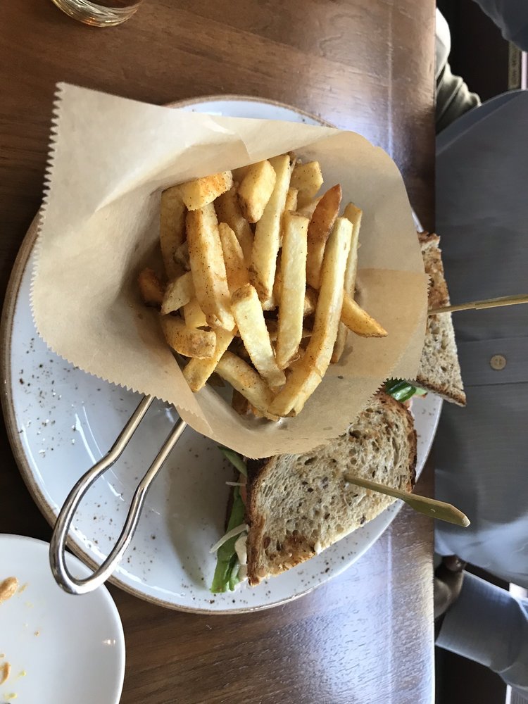 676 RESTAURANT & BAR - 193 Photos & 163 Reviews - 676 N Michigan Ave ...