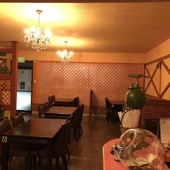 POCHON CHICKEN - Updated July 2024 - 42 Photos & 43 Reviews - 845 S ...