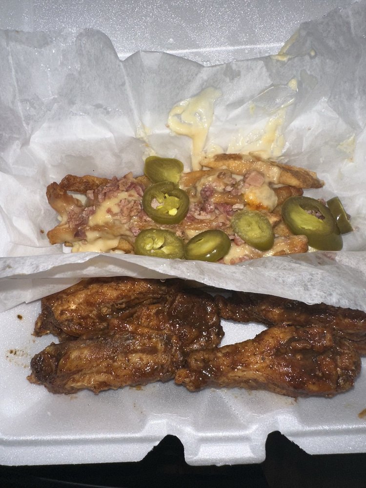 BARGOS GRILL & TAP - Updated October 2025 - 27 Photos & 52 Reviews ...