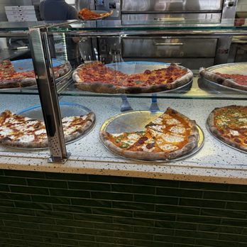 CELLO’S PIZZERIA - Updated May 2025 - 146 Photos & 85 Reviews - 36 St ...