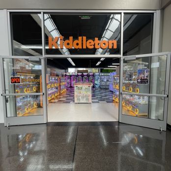 KIDDLETON - Updated June 2025 - 137 Photos & 61 Reviews - 1737 Post St ...