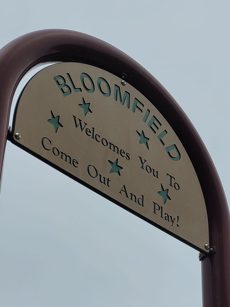 BLOOMFIELD MUNICIPAL POOL - Updated October 2025 - 16 Photos - 390 Park ...