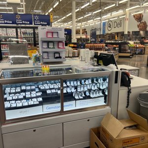 WALMART SUPERCENTER - 17 Photos & 35 Reviews - 171 Yoder Ave, Avon ...