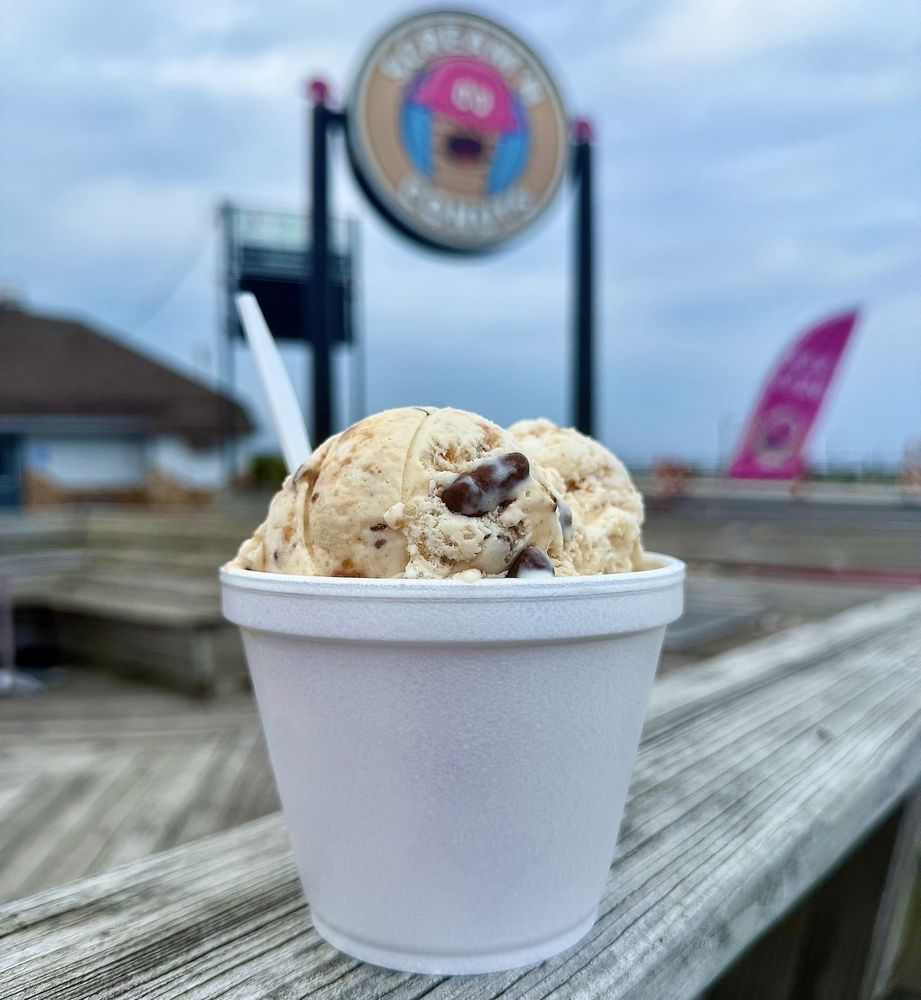 SCREAM’N CONUTS - Updated October 2025 - 28 Photos & 19 Reviews - 1200 ...