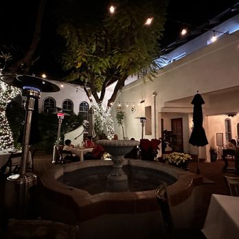 THE MISSION SQUARE RESTAURANT & LOUNGE - Updated May 2024 - 624 Photos ...