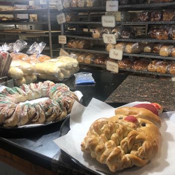 HOUSE OF BREAD BAKERY - Updated August 2025 - 97 Photos & 132 Reviews ...