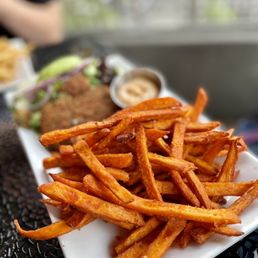 TASTE! CRAFT EATERY - SAN LUIS OBISPO - Updated December 2025 - 1162 ...