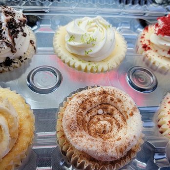 CHEESECAKE ON POINT! - Updated December 2025 - 25 Photos & 25 Reviews ...