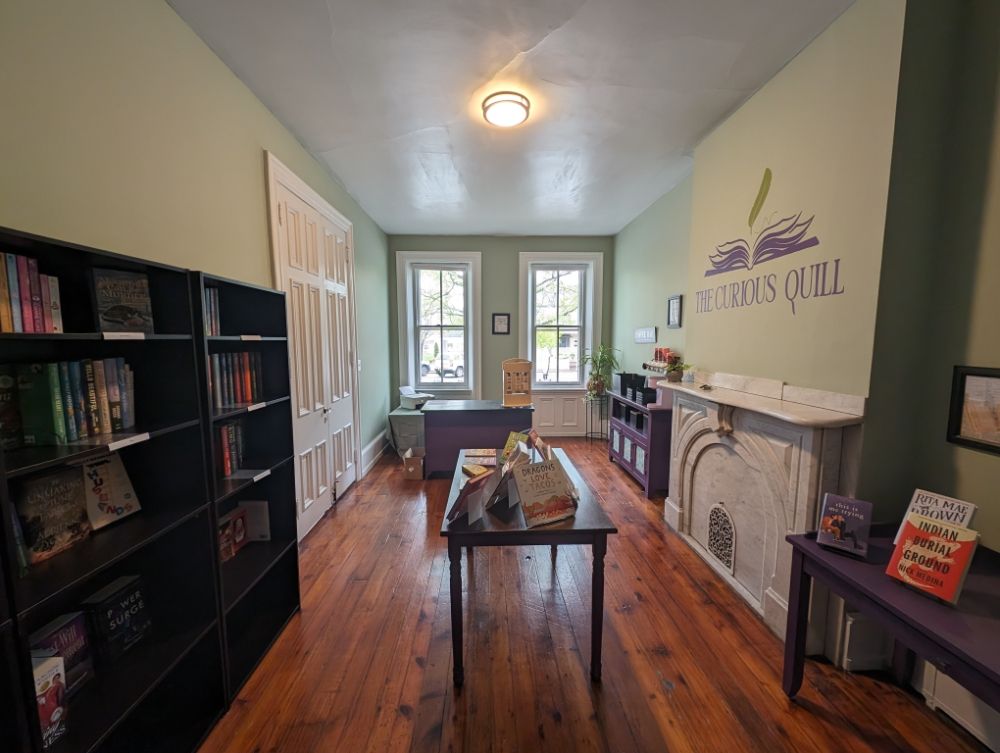 THE CURIOUS QUILL BOOK SHOPPE - Updated December 2025 - 12 Market ...