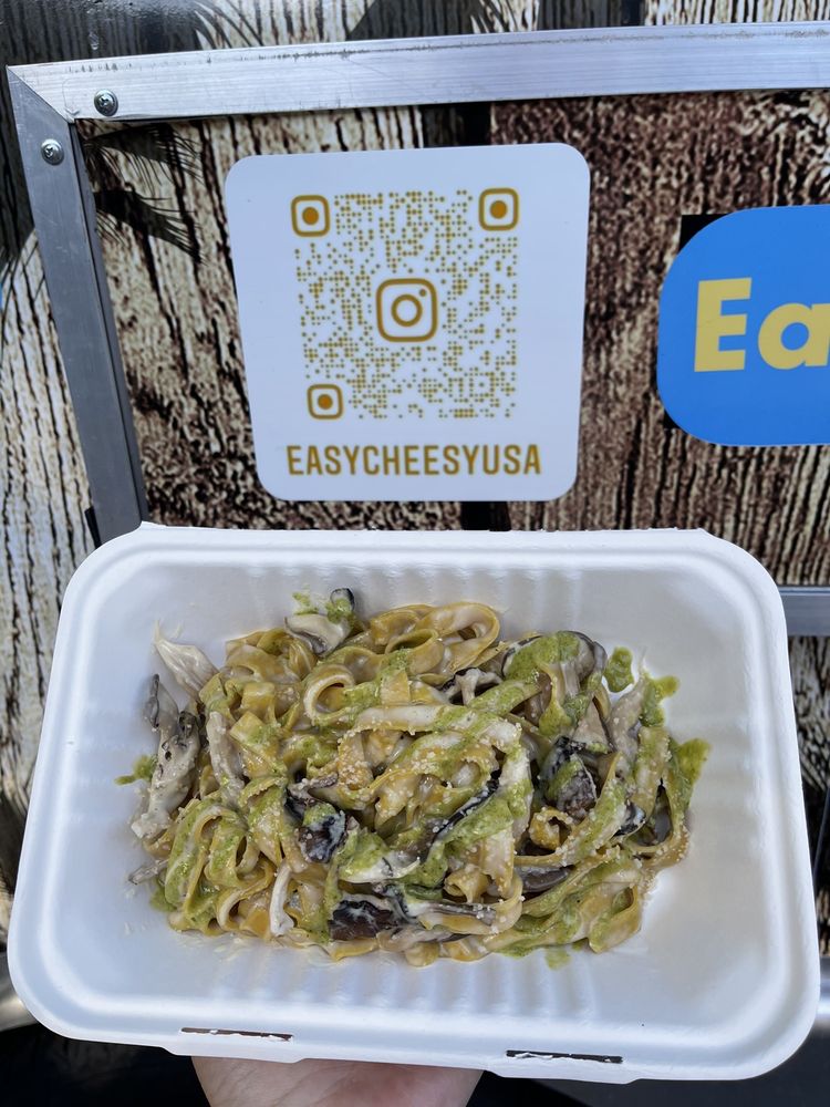 EASY CHEESY - Updated January 2025 - 10 Photos - 7925 Preserve Cir ...