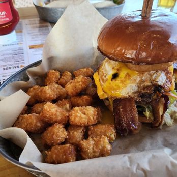 HANGAR 24 LAKE HAVASU CITY - BREWERY & GRILL - Updated April 2025 - 409 ...