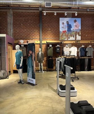 ROAD RUNNER SPORTS - Updated January 2026 - 56 Photos & 307 Reviews ...