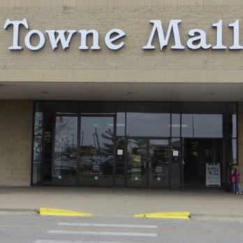 TOWNE MALL - Updated December 2025 - 55 Photos & 21 Reviews - 1704 N ...