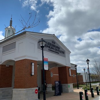 LEESBURG PREMIUM OUTLETS - Updated November 2025 - 258 Photos & 275 ...
