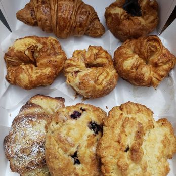 B PATISSERIE - Updated September 2024 - 7545 Photos & 3543 Reviews ...