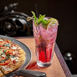 MORETTI’S RISTORANTE & PIZZERIA - EDISON PARK - Updated December 2025 ...