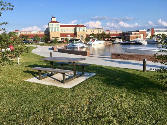 PORT OF ROCHESTER MARINA - Updated July 2025 - 37 Photos - 1000 N River ...