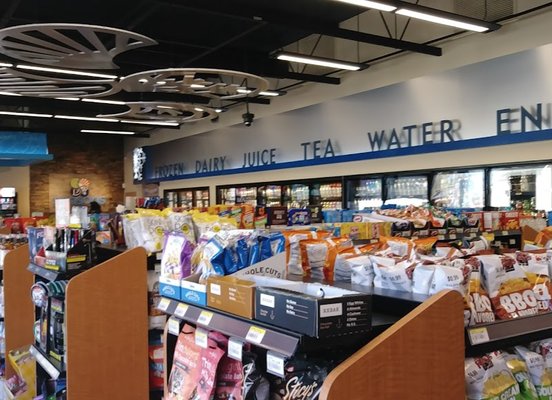 SEASONS CORNER MARKET - Updated April 2025 - 560 Thames St, Newport ...