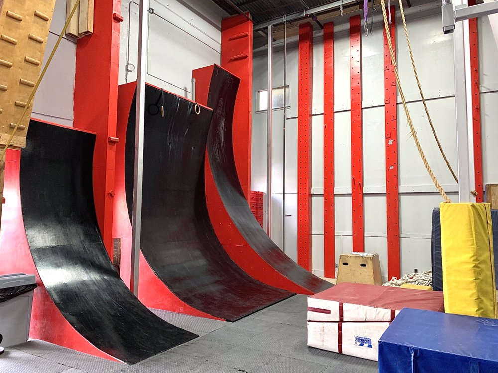 IRON SPORTS - Updated September 2025 - 76 Photos & 39 Reviews - 6982 ...