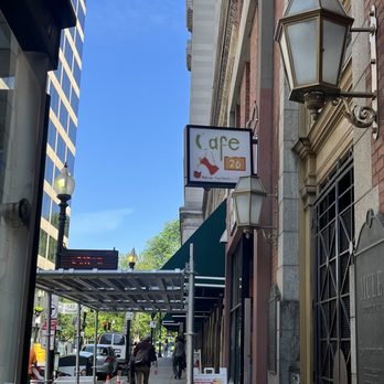 CAFE 26 - Updated October 2024 - 258 Photos & 332 Reviews - 26 Temple ...