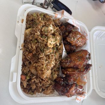 ORANGE LEE’S POBOYS & WINGS - Updated October 2025 - 198 Photos & 84 ...