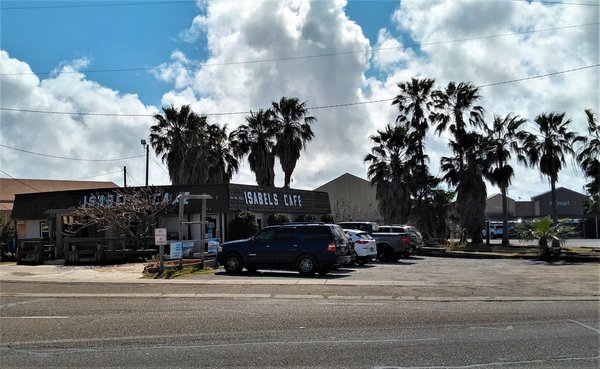 ISABEL’S CAFE - Updated July 2025 - 133 Photos & 195 Reviews - Hwy 100 ...