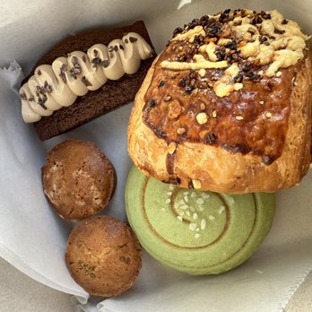 BAKE SUM - Updated May 2024 - 863 Photos & 273 Reviews - 3249 Grand Ave ...