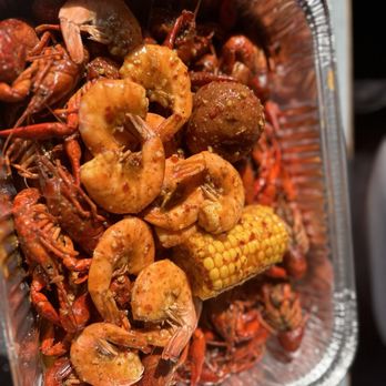 SAMMY CRAWFISH KING 4 - Updated October 2025 - 3202 N Market St ...