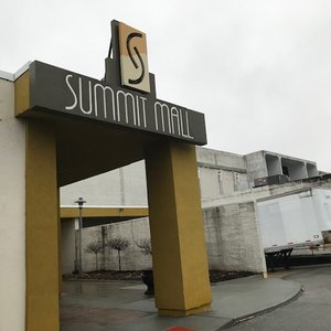 SUMMIT MALL - 30 Photos & 50 Reviews - 3265 W Market St, Fairlawn, OH ...