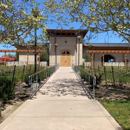 GARRÉ CAFE - Updated July 2025 - 300 Photos & 270 Reviews - 7986 Tesla ...