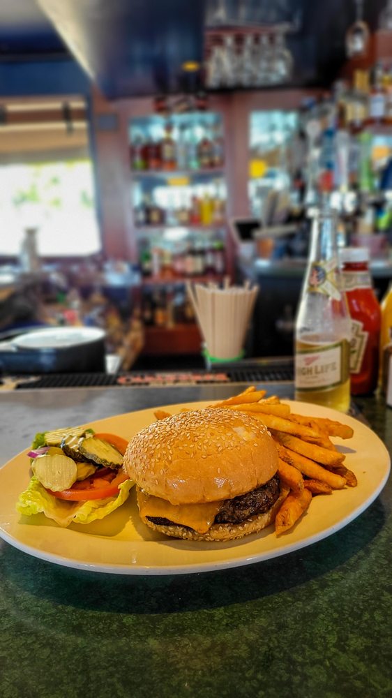 HI DIVE - Updated September 2025 - 307 Photos & 601 Reviews - Pier 28 1 ...