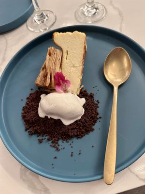 WRITER’S ROOM - Updated December 2025 - 15 Photos & 13 Reviews - 210 S ...