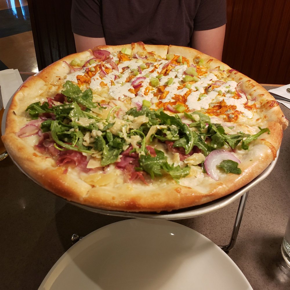 DEWEY’S PIZZA - 107 Photos & 228 Reviews - 2194 Lee Rd, Cleveland ...