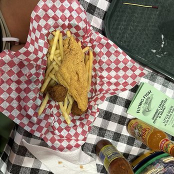 FLYING FISH - Updated July 2025 - 926 Photos & 824 Reviews - 511 ...