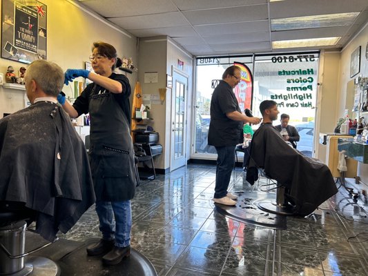 BINH’S FAMILY HAIR CARE - Updated August 2025 - 10 Photos & 196 Reviews ...