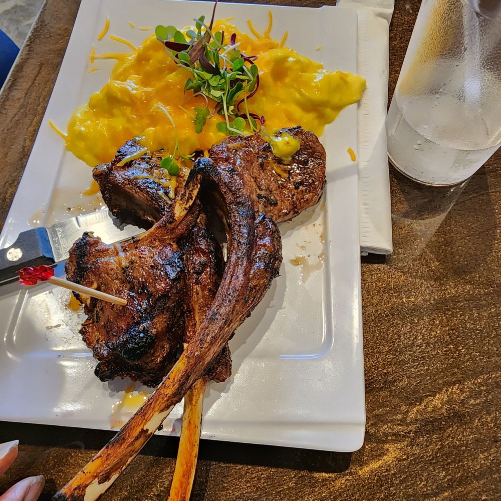 POPPINCORKS BISTRO - Updated August 2024 - 39 Photos & 27 Reviews ...