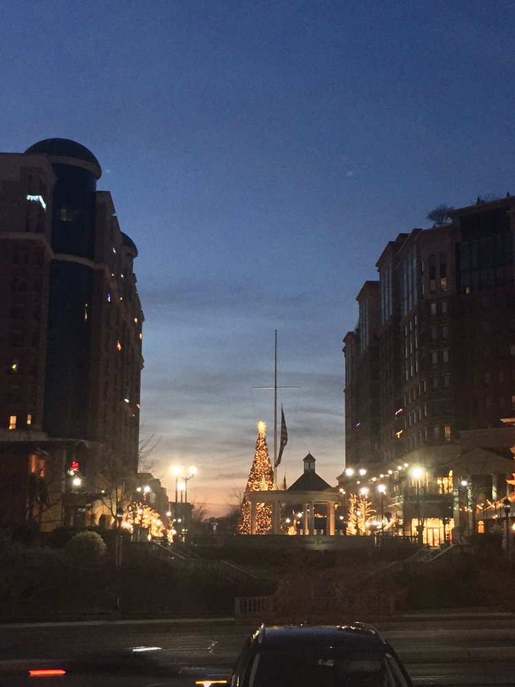 ANNAPOLIS TOWN CENTER - 19 Photos & 27 Reviews - Shopping Centers ...