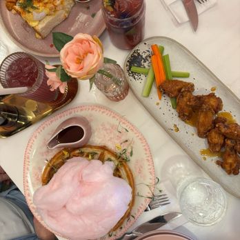 BREW AND BLOOM - SOUTH - Updated December 2025 - 38 Photos - 1019 ...