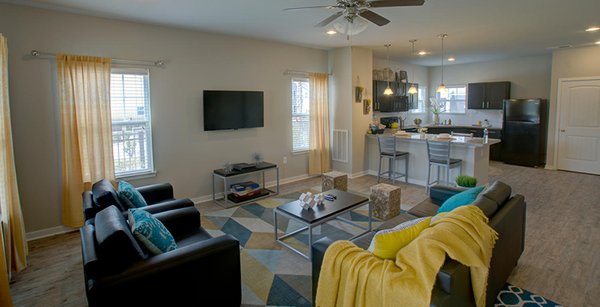 REDPOINT WILMINGTON - 22 Photos & 15 Reviews - 606 Steamboat Springs ...