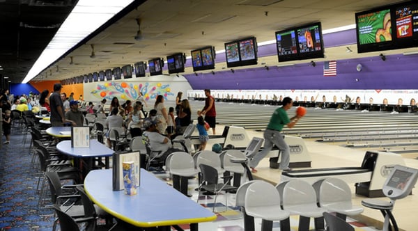 AMF STRATHMORE LANES - 16 Photos & 46 Reviews - 1061-G Route #34 ...