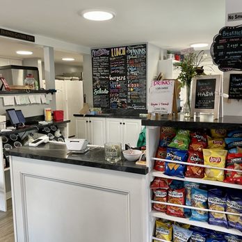 RED ROSE CAFE - Updated January 2026 - 174 Photos & 111 Reviews - 125 ...