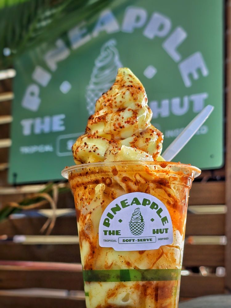 THE PINEAPPLE HUT - Updated September 2025 - 40 Photos & 36 Reviews ...